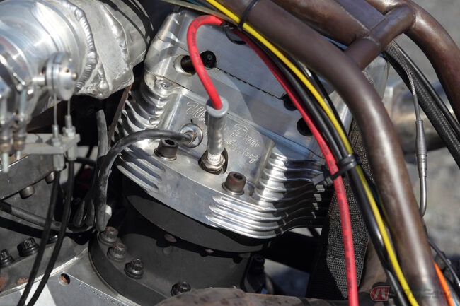 ドラッグレースの1／4マイルで5秒台を目指す 3100cc・1200馬力を叩き出すスーパーチャージャーを備えたモンスターマシン | バイクのニュース